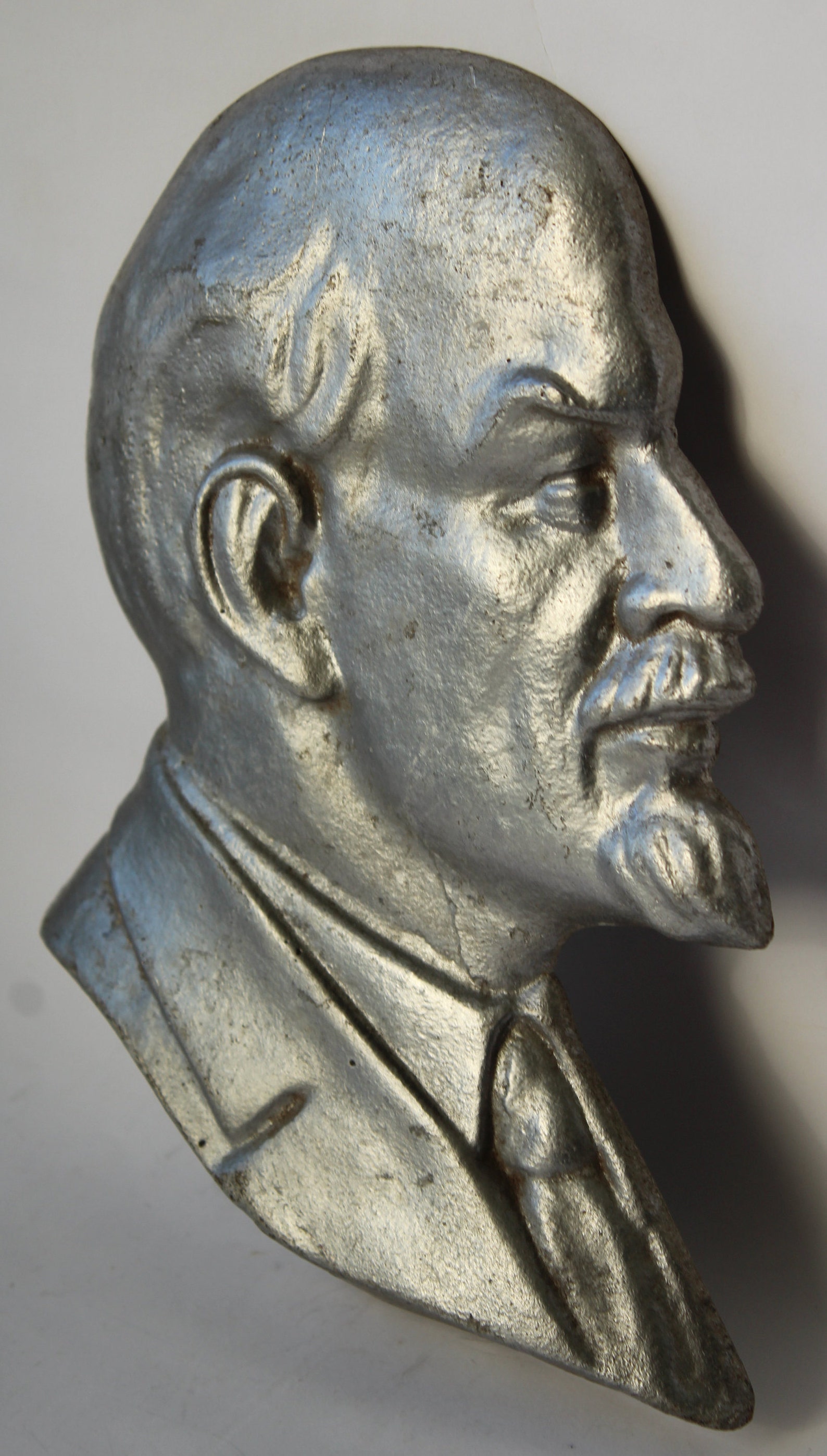 Profile of Lenin. Bust of Lenin. Vintage Souvenir. Memorabilia Soviet ...