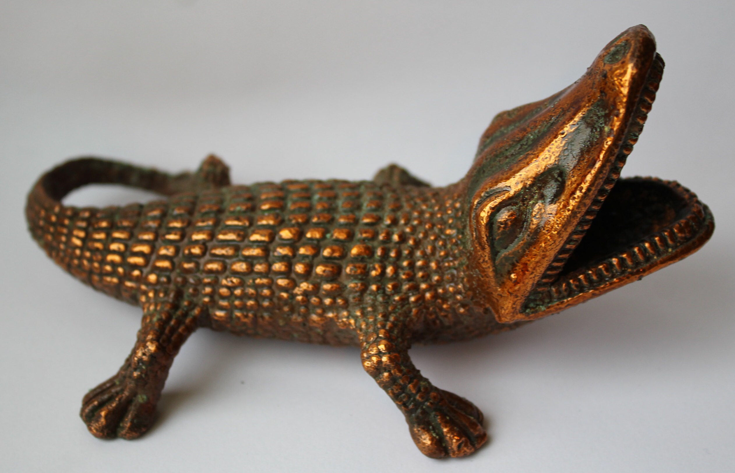 NEW. New Vintage Souvenir Gecko Crocodile Soviet Ashtray - Etsy