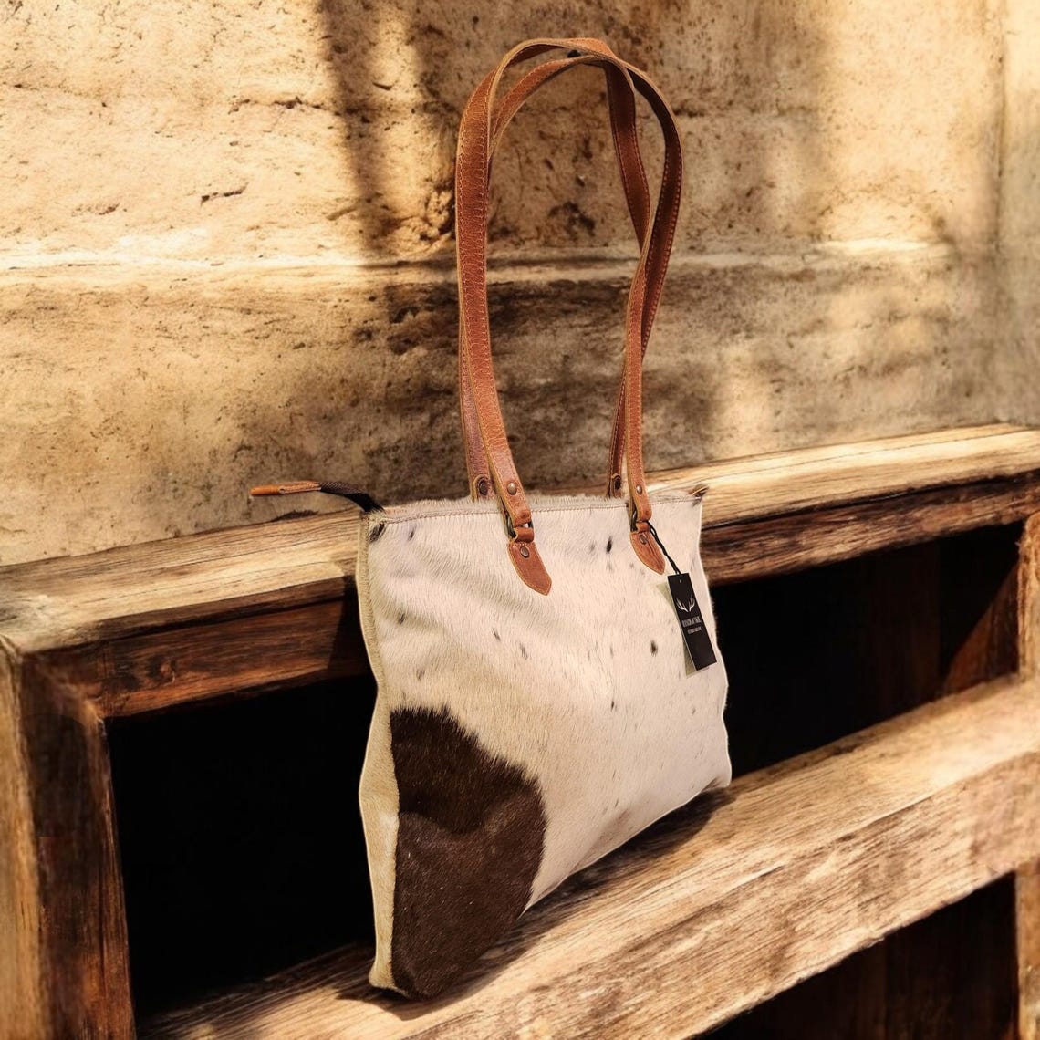 Sample Sale Highlands Genuine Cowhide Large Tote #1 Unique Large ...
