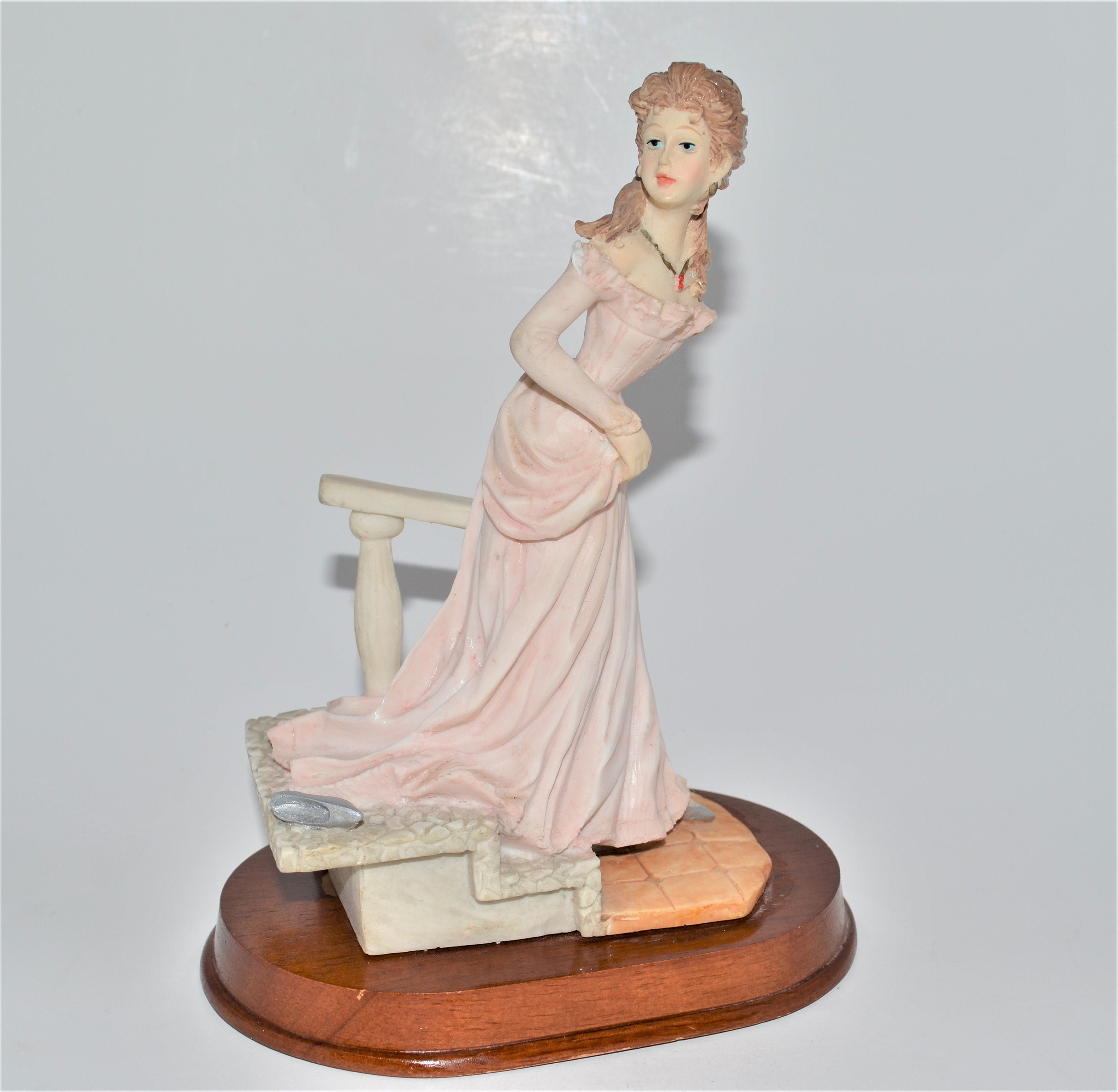 Art & Collectibles Collectibles La Verona Collection Figurine ...