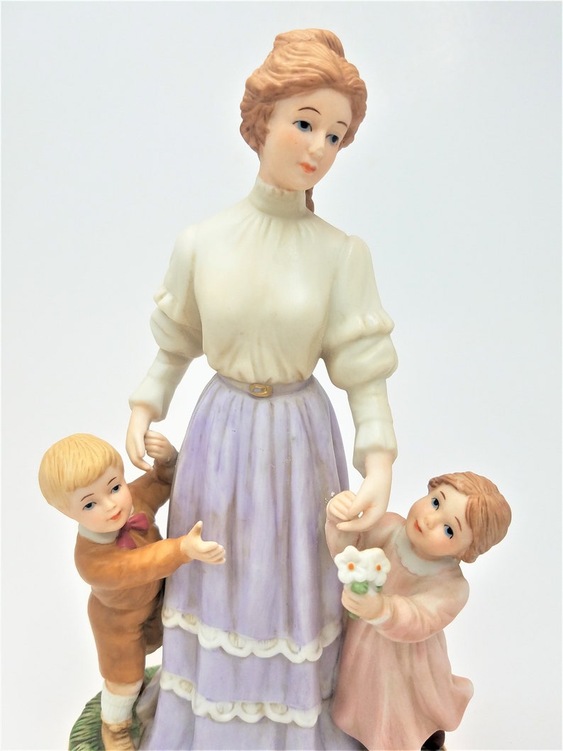 Home Interiors 2001 Porcelain Collectible Figurine Teacher's Pet #14033 ...