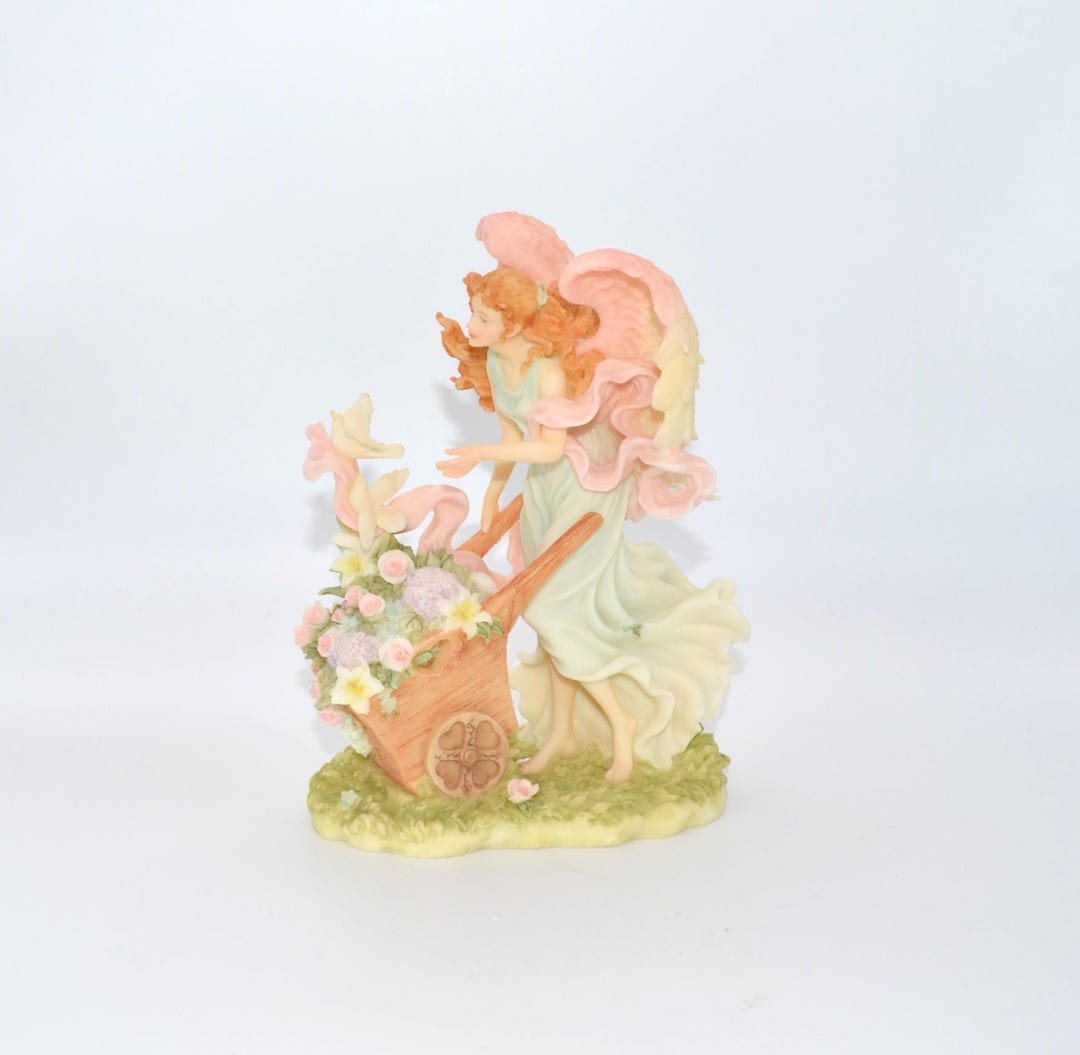 Seraphim Angel Classics Danielle "messenger of Love" #81512 Roman Inc ...