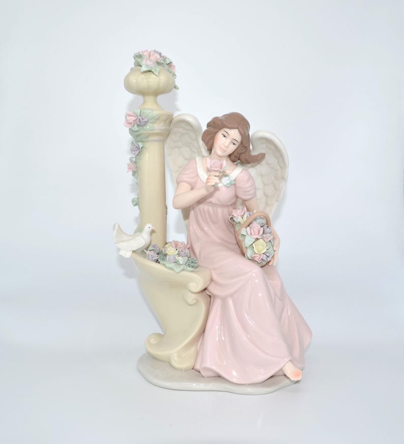 O'well Grandeur Noel Collector's Edition Porcelain Angel Sitting With ...