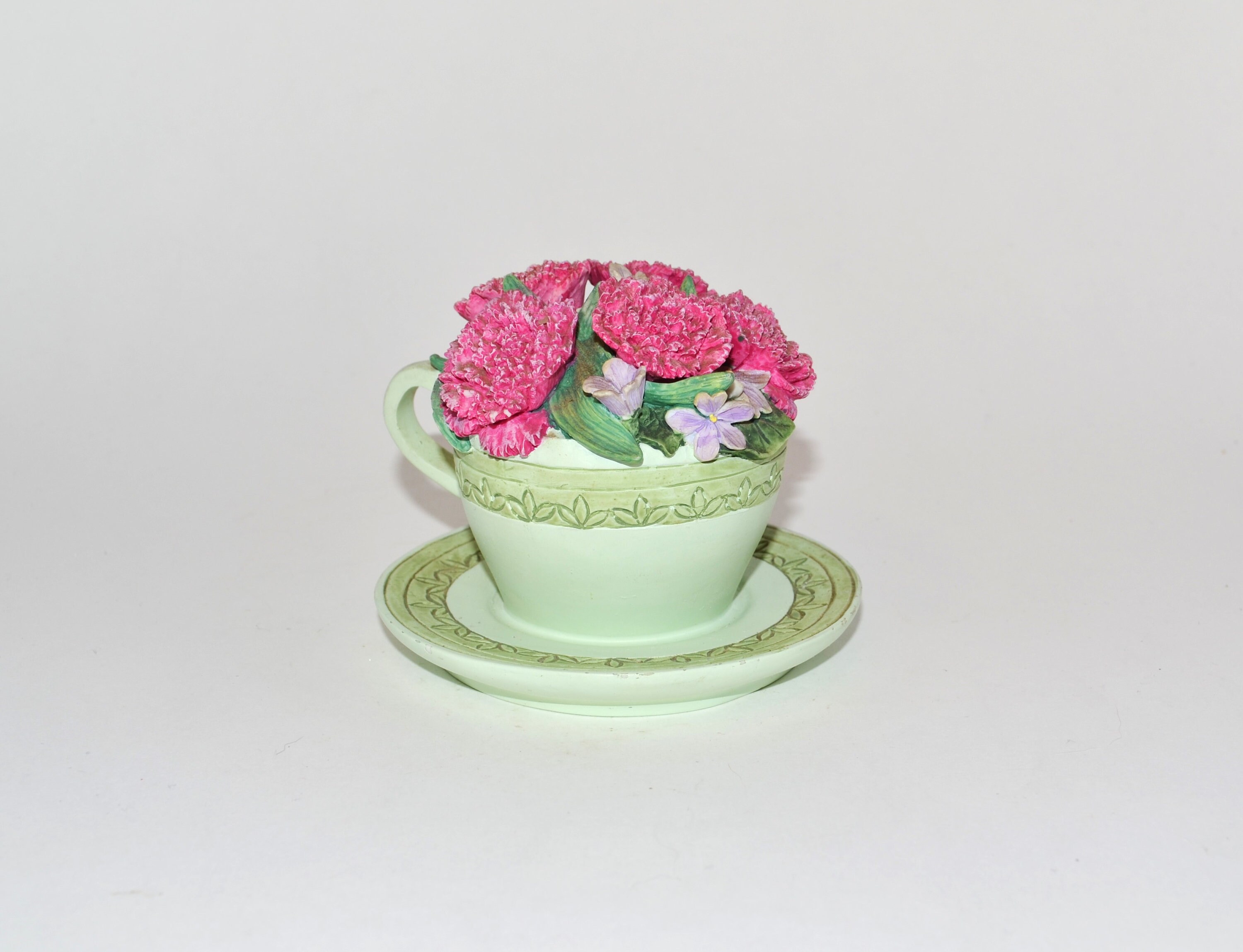 Avon Flower of the Month Teacup Musical June Carnations With Violets ...