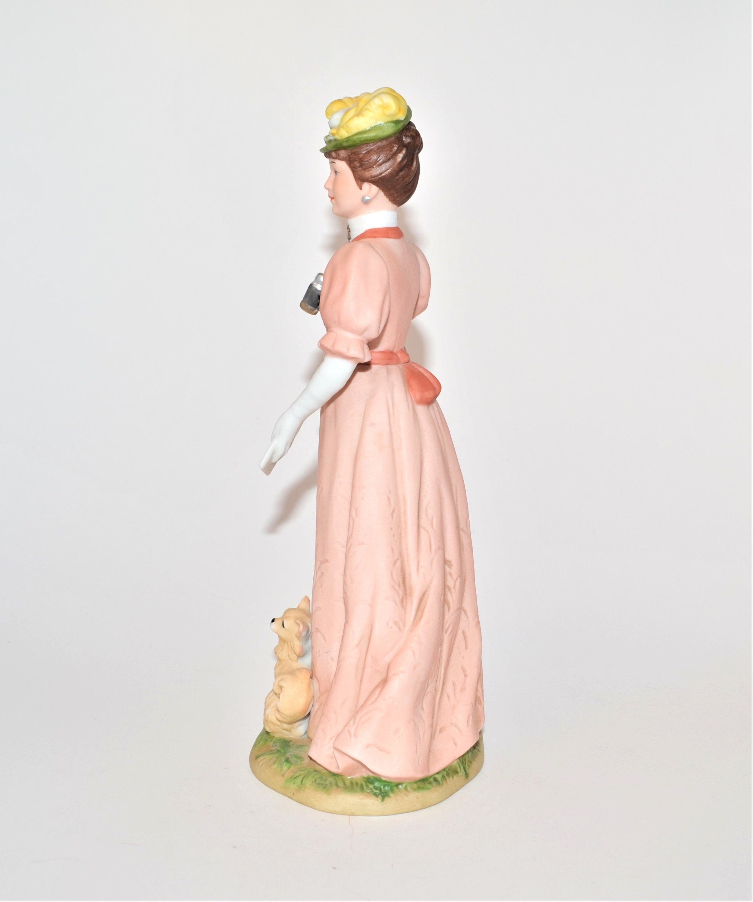 Vintage 1990S Homco Porcelain Collectible Lady With Binoculars and Dog ...