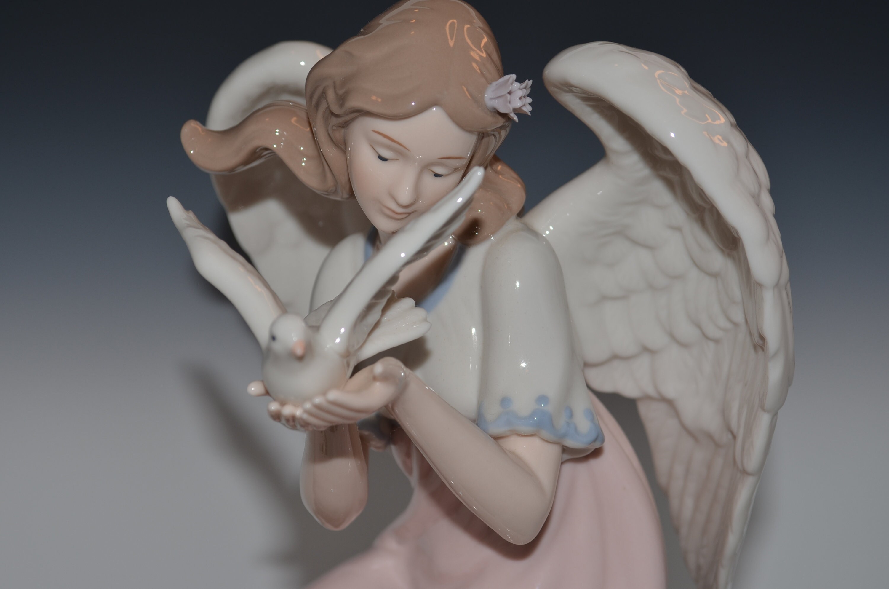 Members Mark O'well Grandeur Noel Collector's Edition Porcelain Angel ...