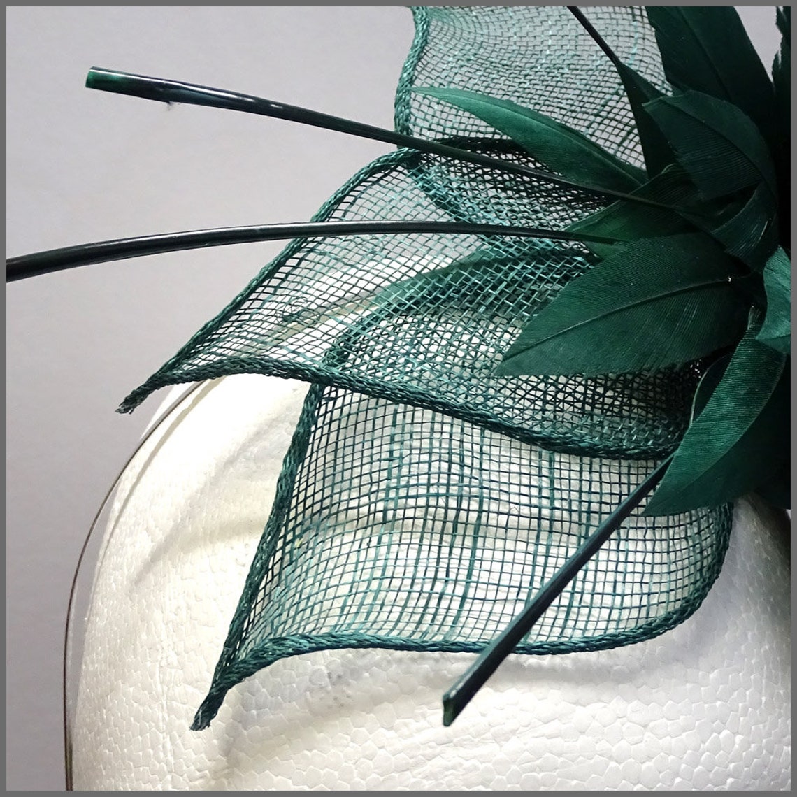 Dramatic Emerald Green Fascinator Headpiece for Races Ladies - Etsy
