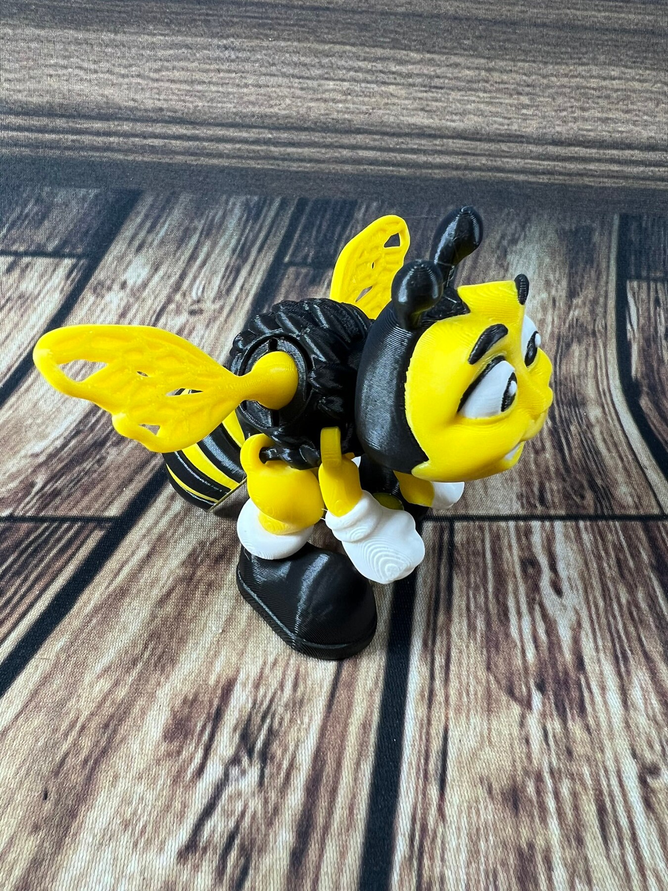3D Printed Flexi Articulated Honey Bees - Etsy