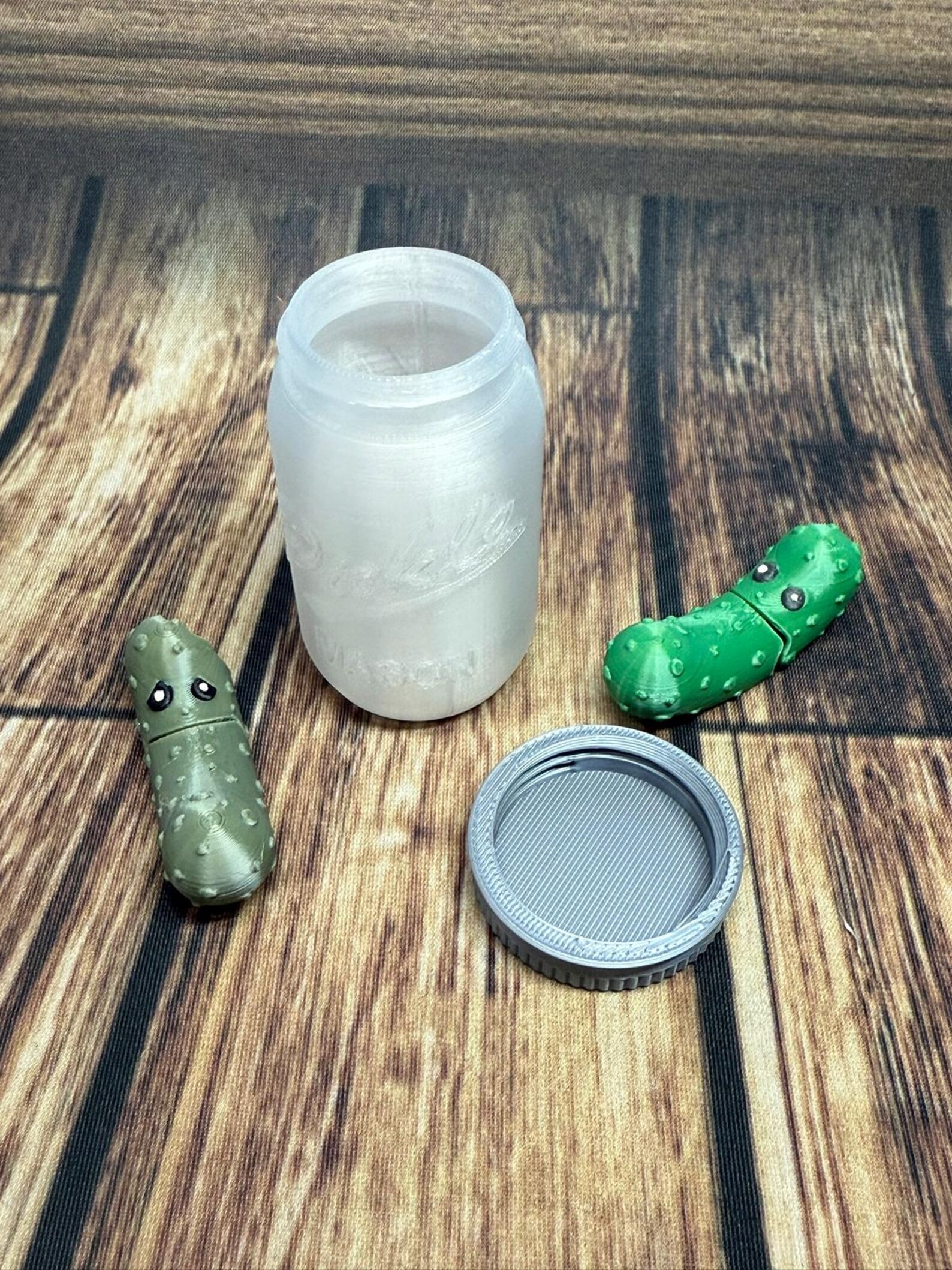 Tickles the Pickles - 3D Printed Pickle Fidgets / Food Decor / Multiple ...