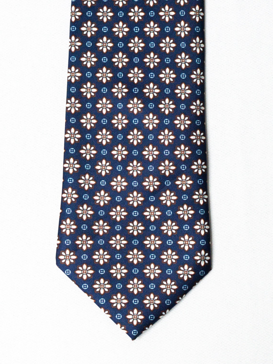 Navy Blue Silk Tie White Floral Pattern Necktie Daisy Flower - Etsy