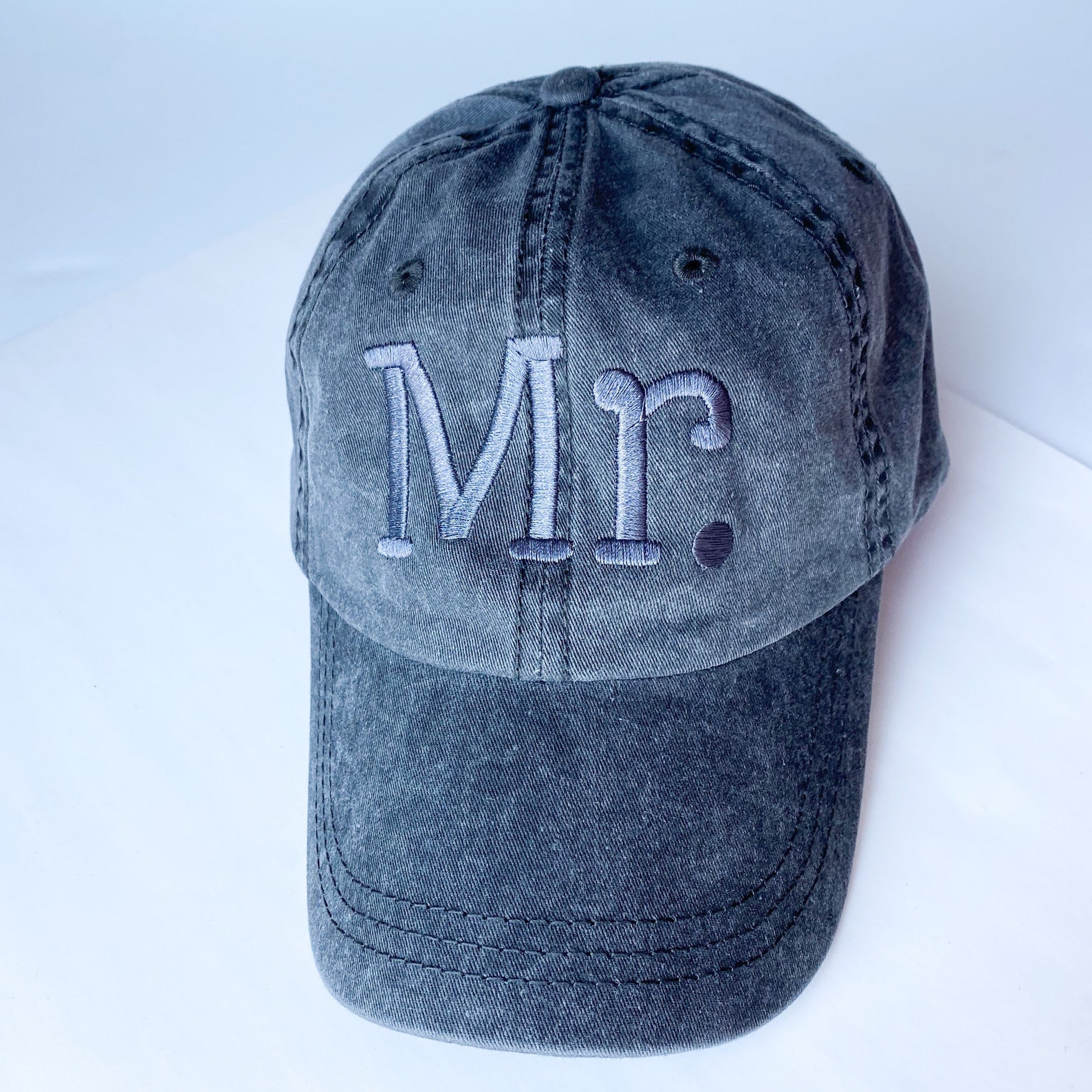Mr. and Mrs. Hat Set, Personalized Newlywed Gift, Couples Dad Hats ...