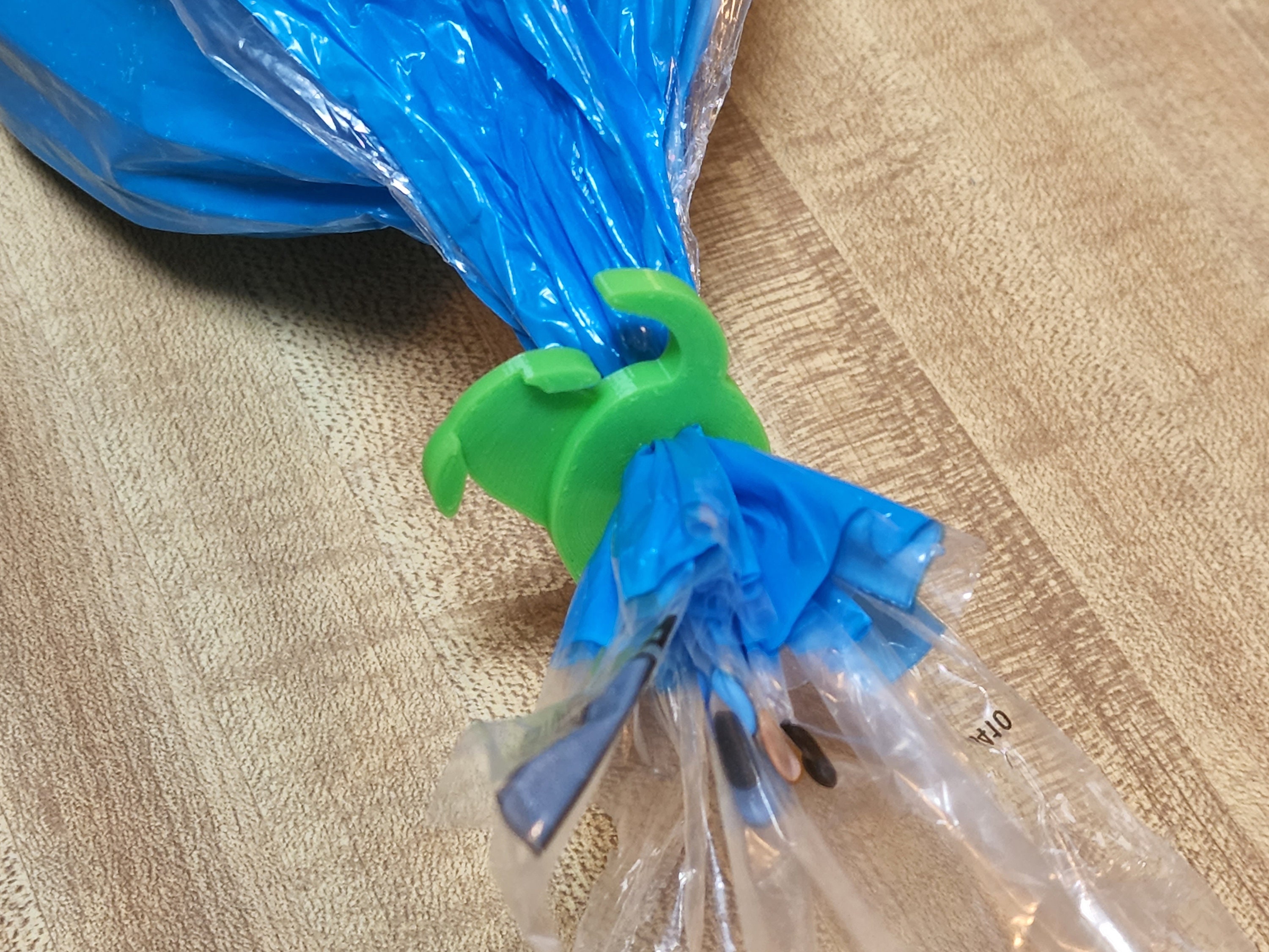 4 PACK - Funny Dog Cat Bread Bag Clips | Pet Butt Humor New Better ...