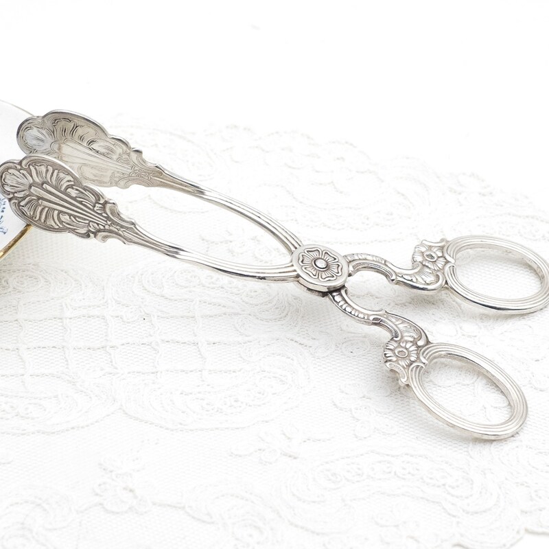 Bon Bon Server - Etsy