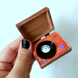 Miniature Record Player With Vinyl Record. 1:6 Scale Dollhouse | Etsy