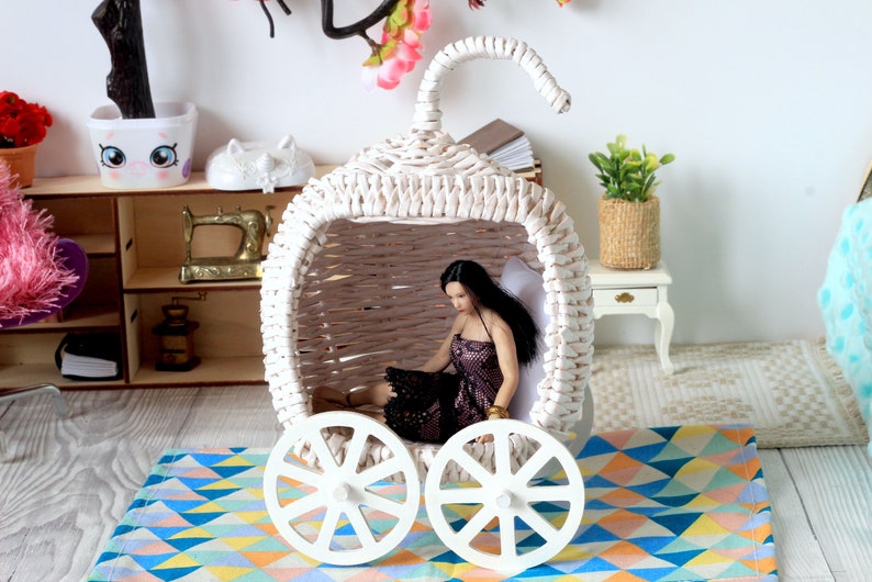 Cinderella Carriage, Fairy Tale Wicker Pumpkin Stroller. Miniature ...