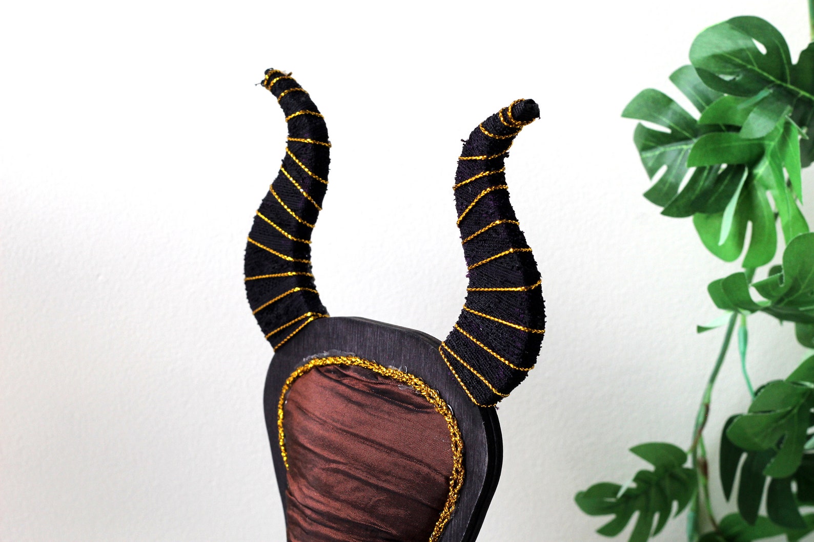 Miniature Chair With Horns, Goth Devil Dollhouse Furniture. Black Gold ...