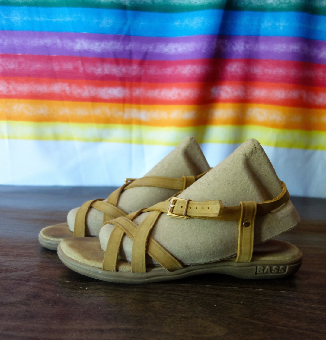 Vintage Sandals Size 7 Bass Sunjuns Margie, 70s Tan Leather Low Wedge ...