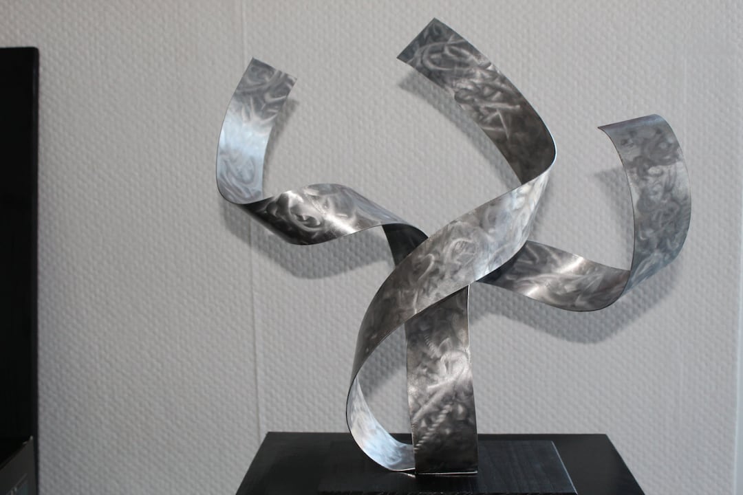 Great Modern Abstract Aluminum Metal Sculpture Artist Unique octopus ...