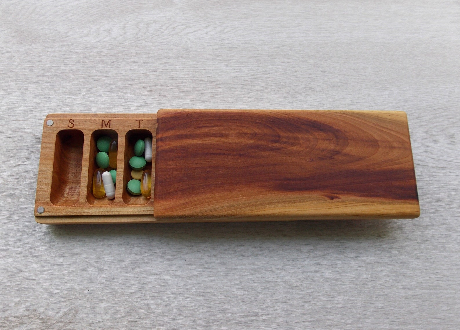 Wooden Pill Box 7 Day / Pill Case Organizer BIG /nature | Etsy
