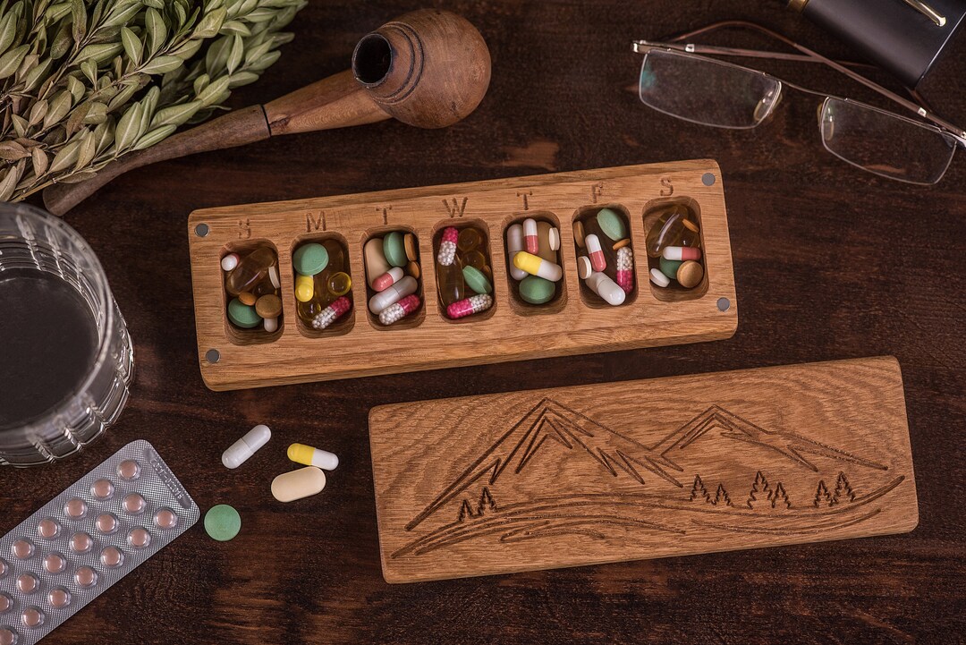 Pill Box 7 Day / Pill Case Organizer Decorative Travel Pill Box ...