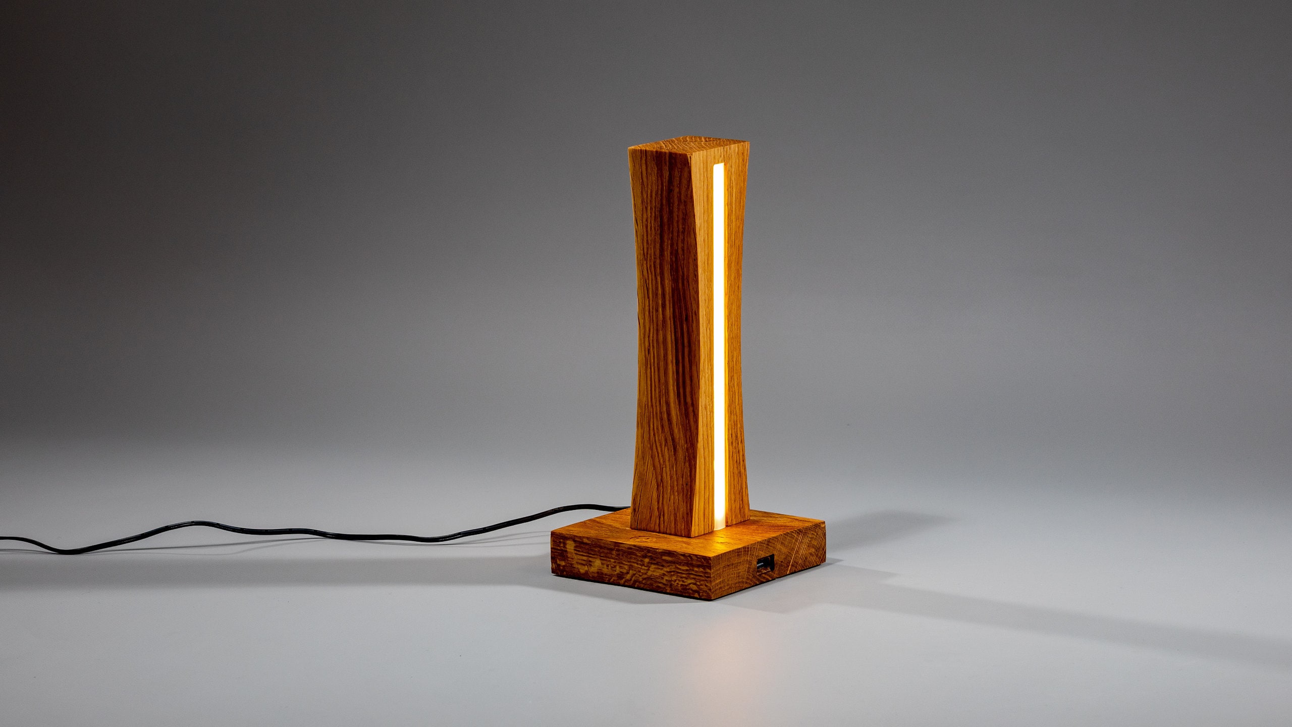 Wooden Table Desk LED Lamp / USB Charger / Modern Minimalist - Etsy