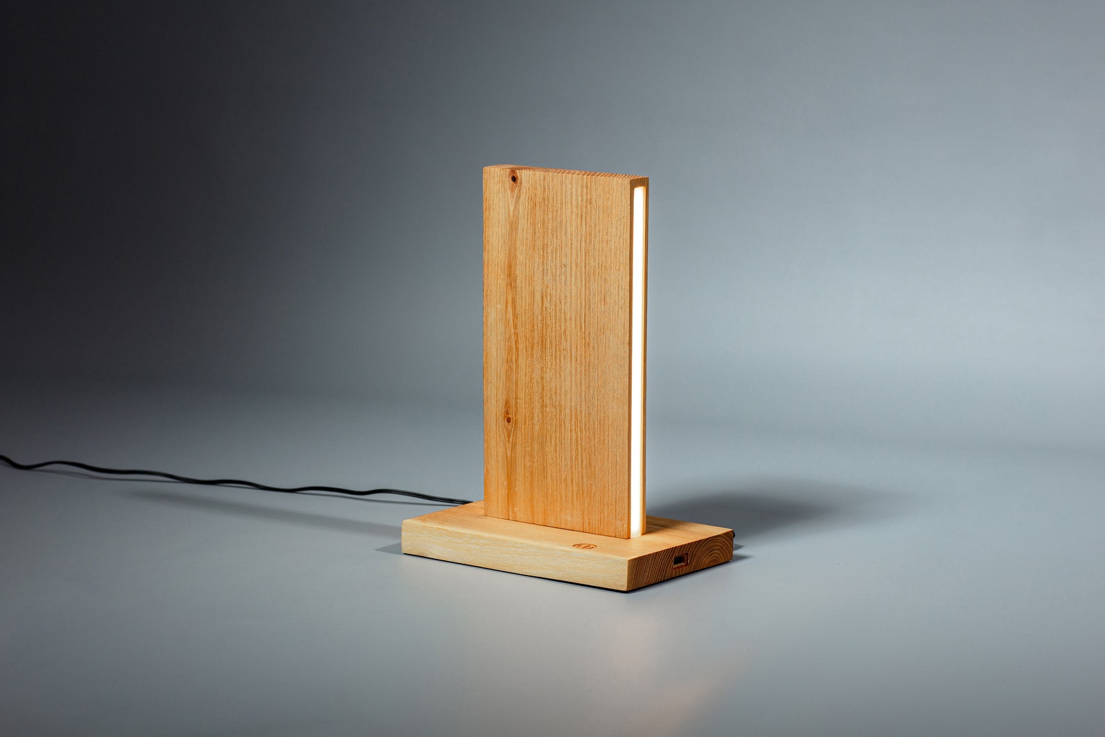 Wooden Table Desk LED Lamp / USB Charger / Modern Minimalist - Etsy