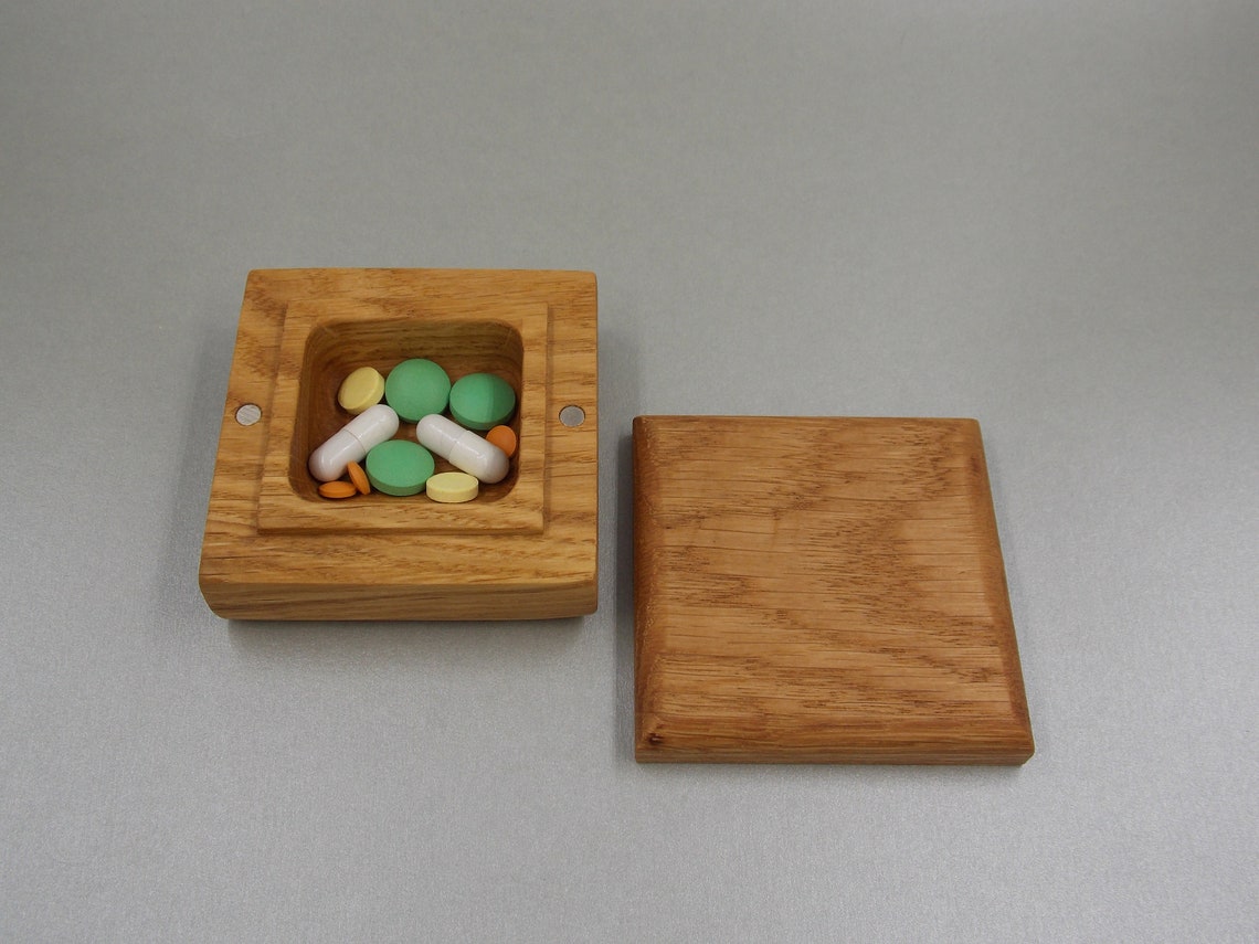 Wooden Small Pill Box jewelry / Travel Pill Box / Nature | Etsy