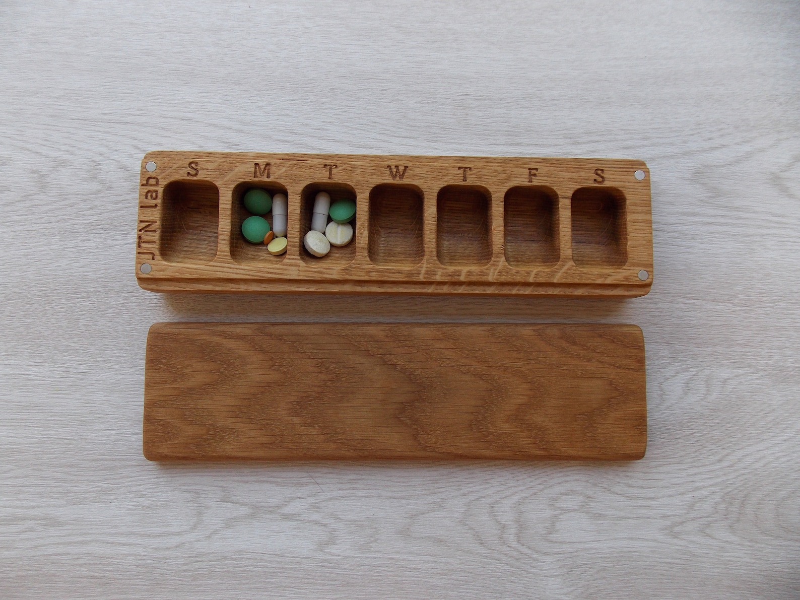 Wooden Pill Box 7 Day / Pill Case Organizer Decorative Travel Pill Box ...
