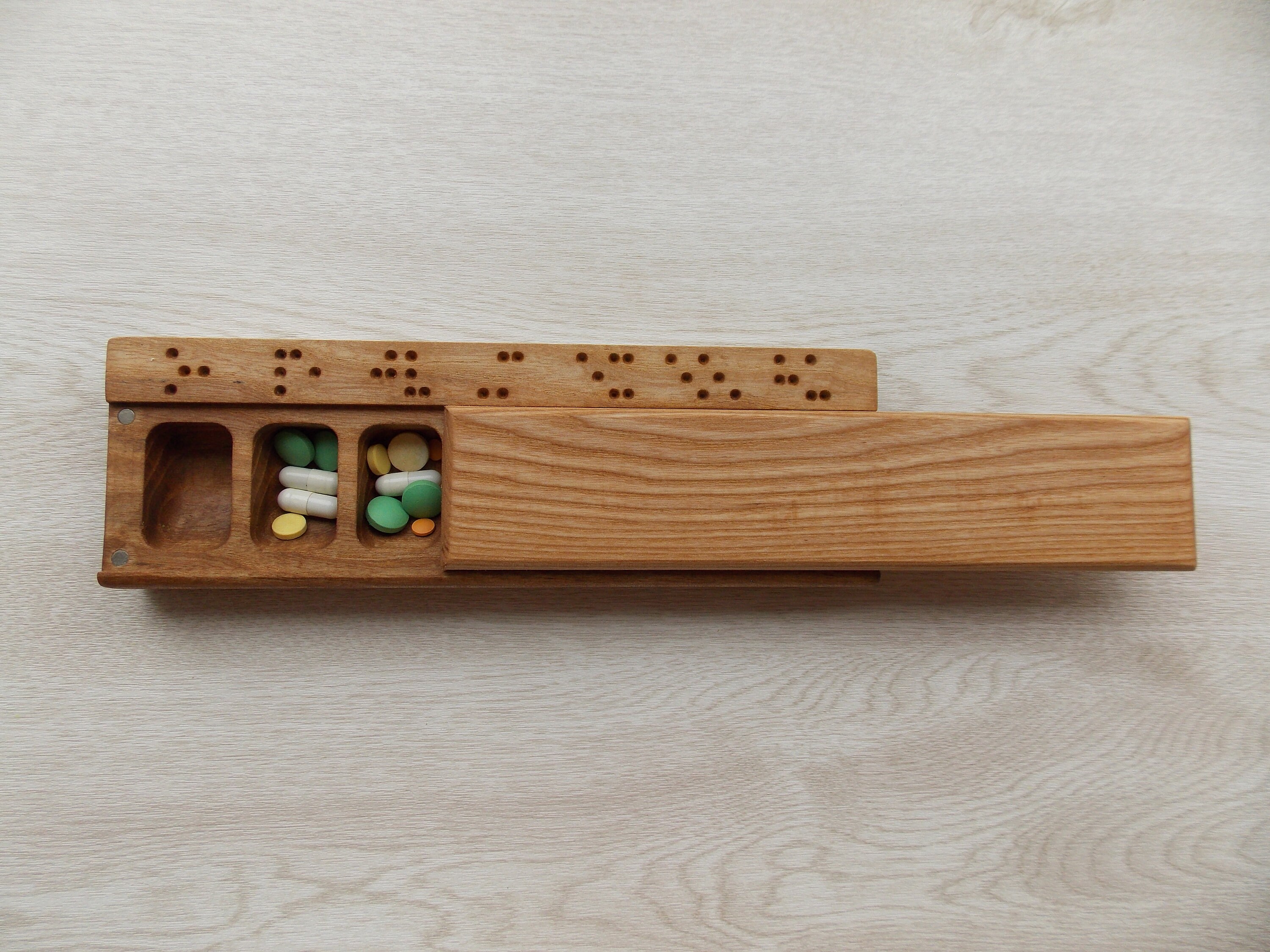 Wooden Weekly Braille Pill Box 7 Day /decorative Travel Pill Box ...