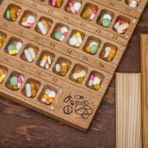 Pill Organizer 30-31 Day Wooden Travel Large Monthly Pill Box / Pill ...
