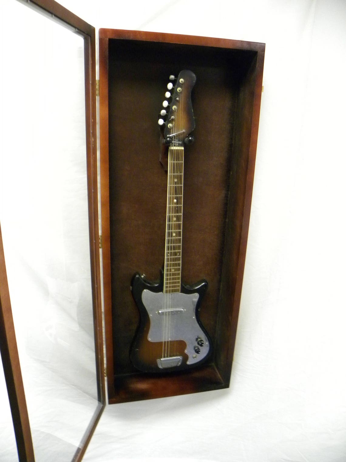 Guitar Display Case Guitar Display Display for Guitars - Etsy