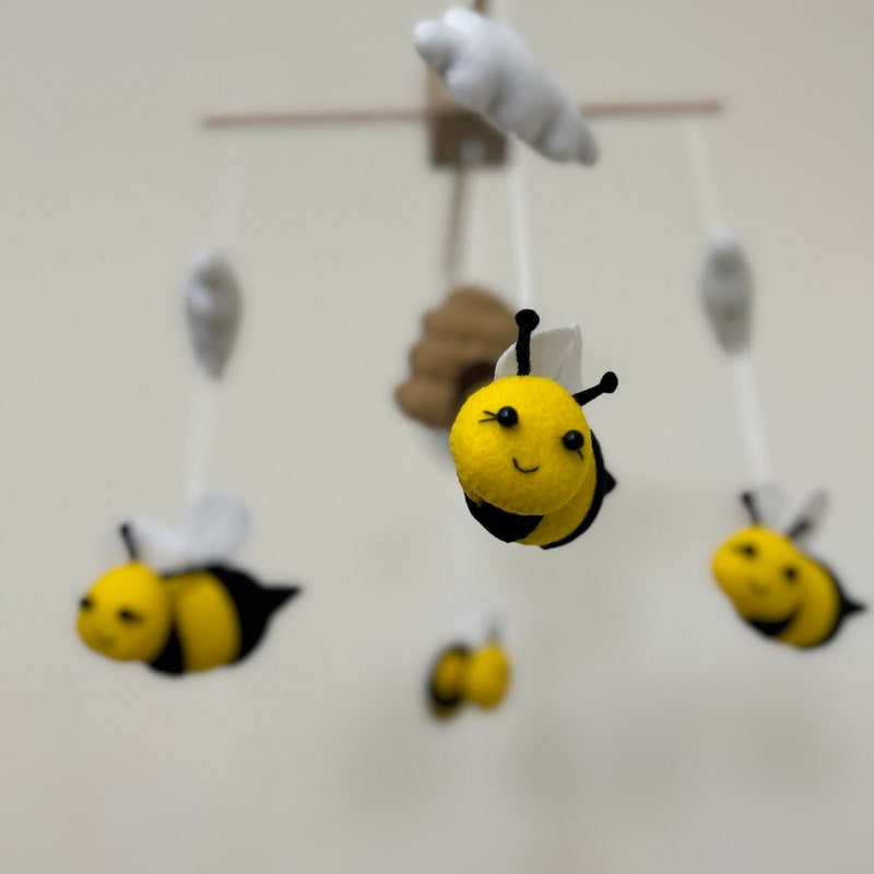 Bee Mobile - Etsy