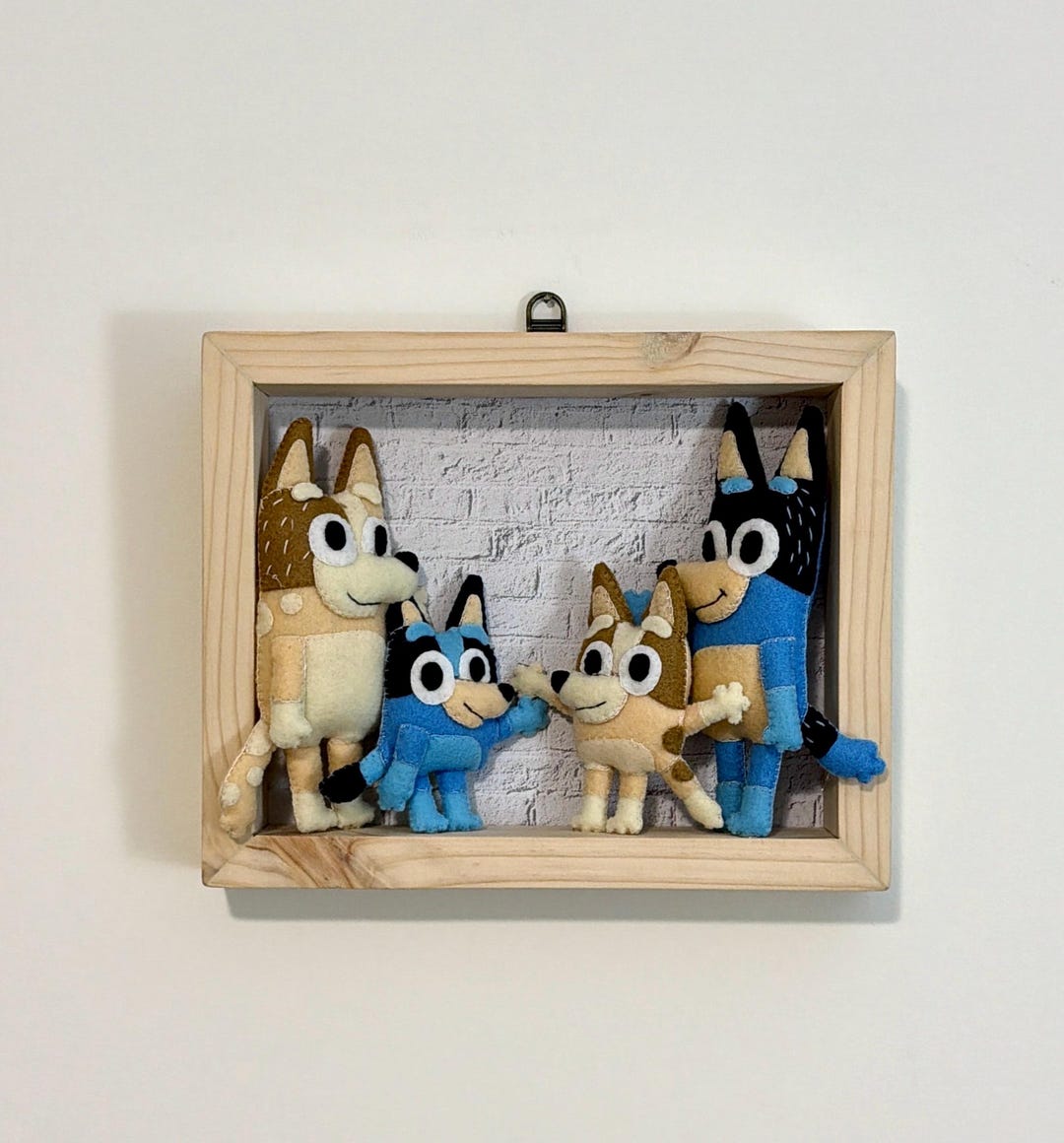 Handmade Inspired Felt Bluey Family Shadow Box – Nursery Wall Art - Etsy