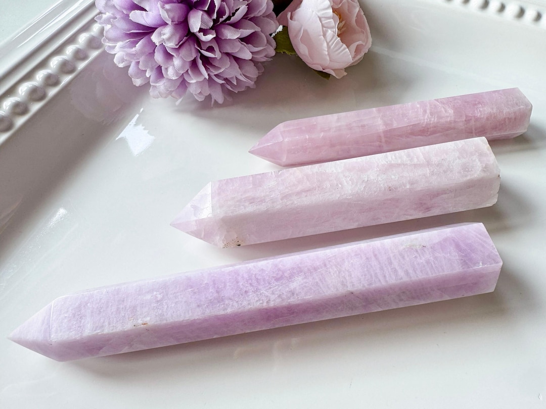 Kunzite || Large Point - Etsy