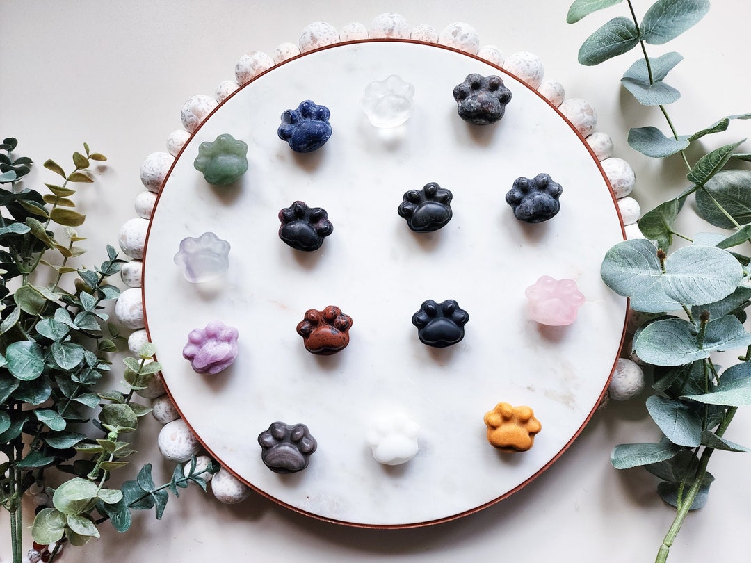 Mini Crystal Paw Print Carving - Etsy