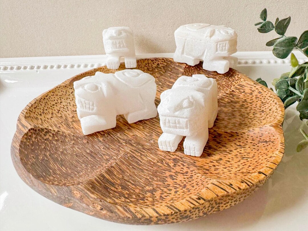 Inca Puma Carving White Onyx Totem || Peru - Etsy