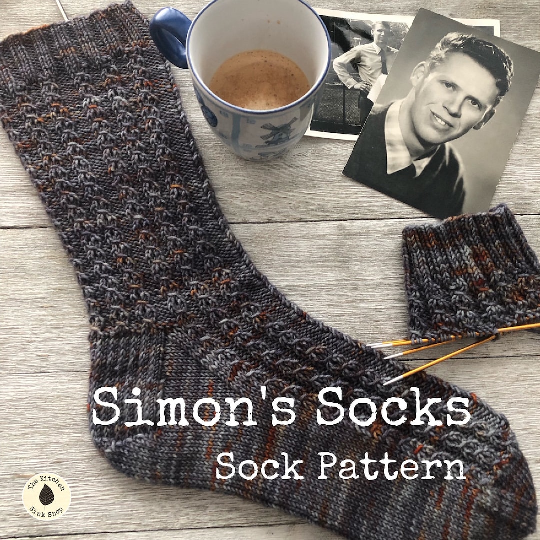 SIMON'S SOCKS Sock Pattern | Pattern | Knitting Pattern | Faux Cable ...