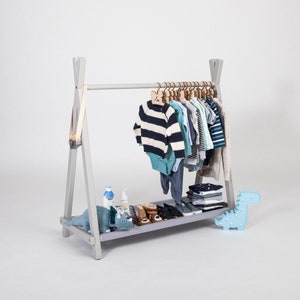 Storage Rack for Kids Shop Display Rack Garment Rack Wood Clothes Rack ...