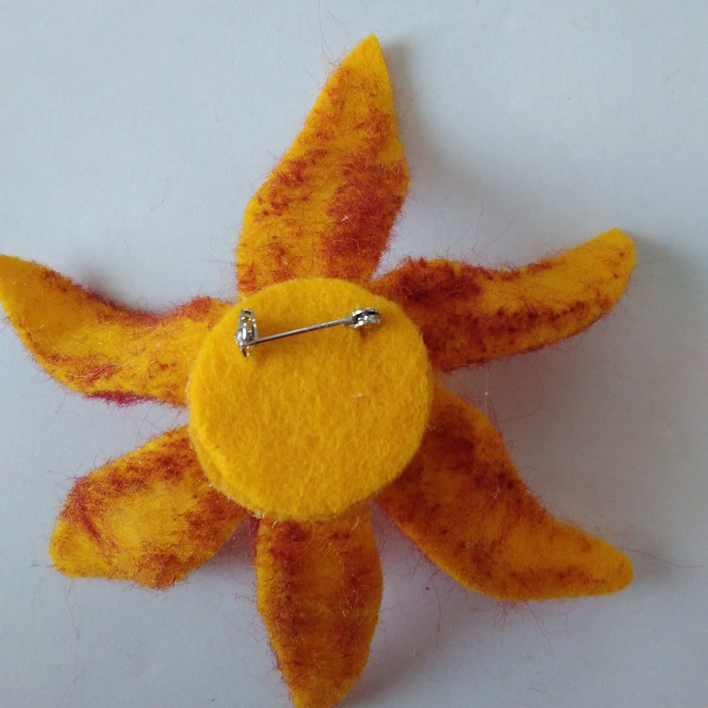 Felt Lily Flower Materials Pack - Kit With Wool Felt, Wool Roving, Wire ...