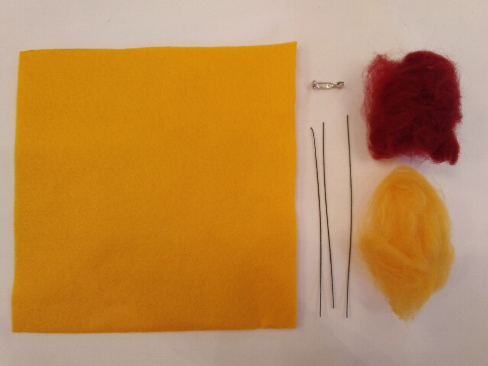 Felt Lily Flower Materials Pack - Kit With Wool Felt, Wool Roving, Wire ...