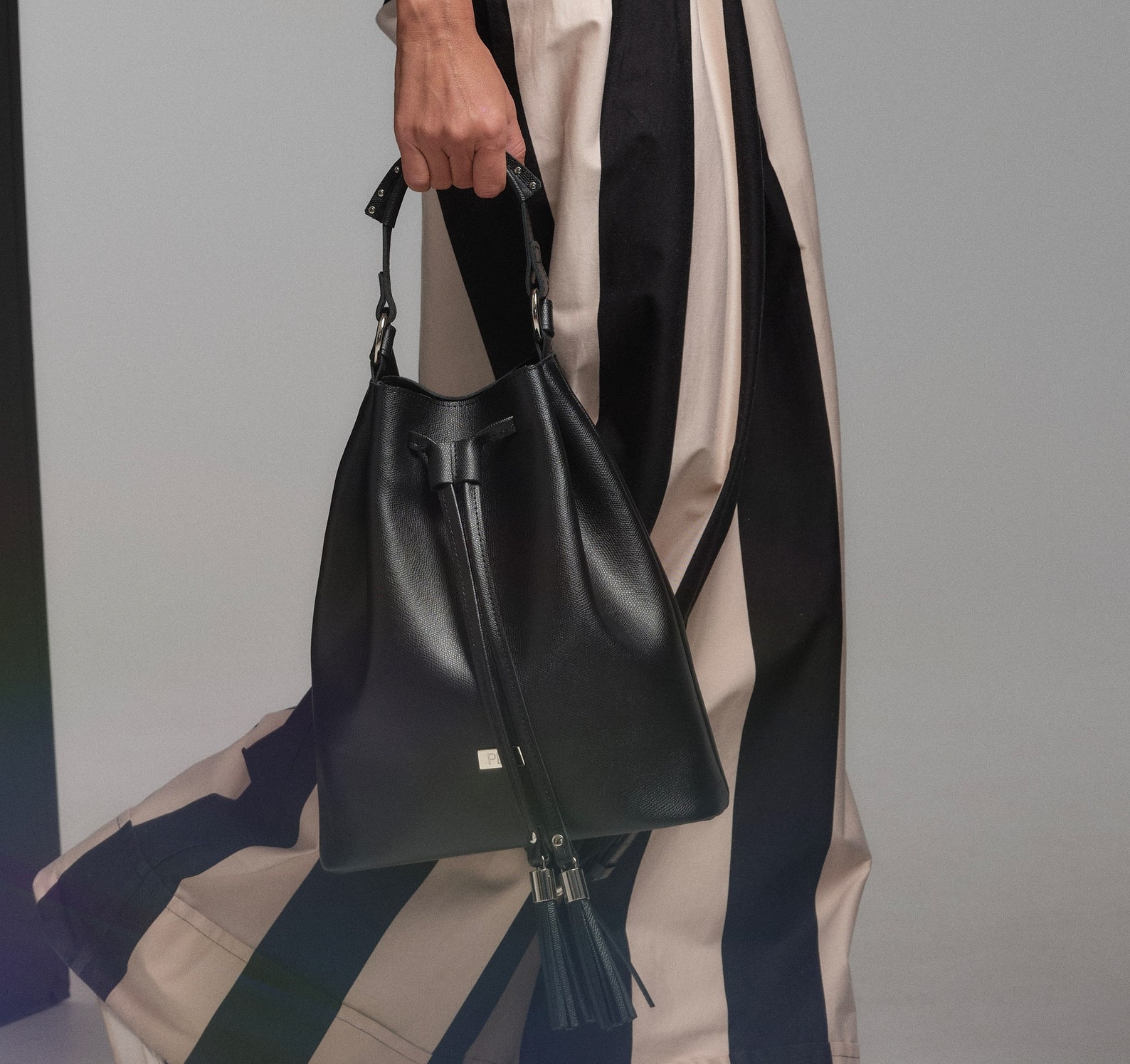 Black Bucket Bag, Luxury Leather Bucket Bag for Women, Bucket Bag ...