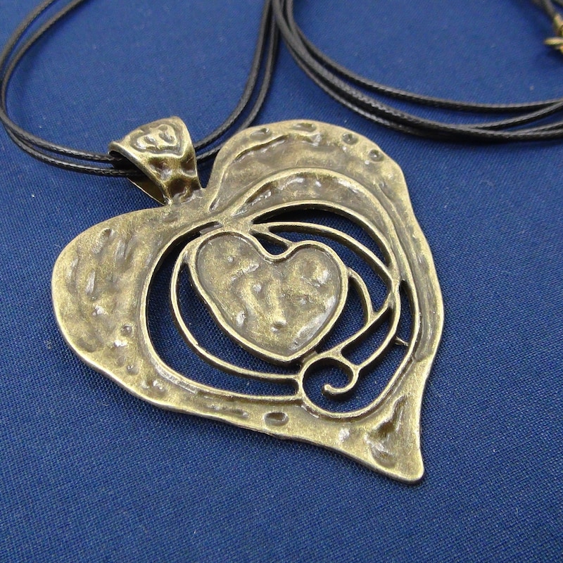 Heart Pendant - Etsy