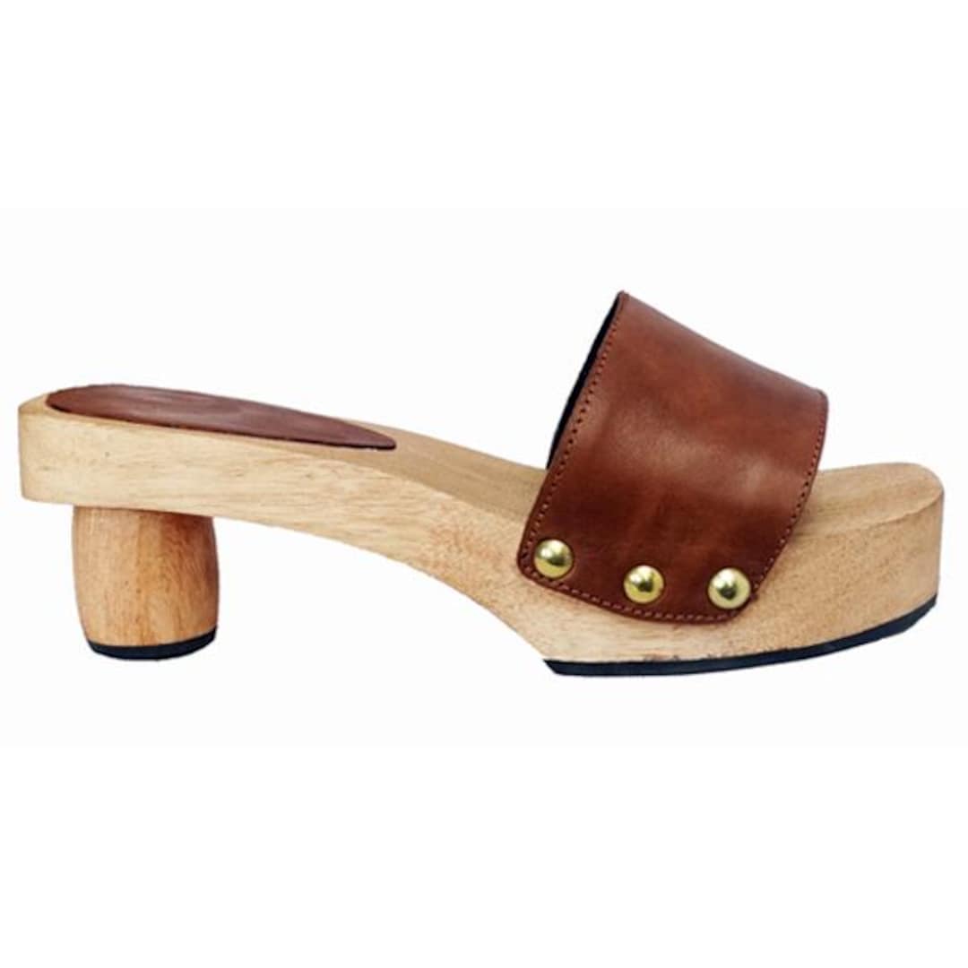 Beri: Handcarved Wood Heel Shoes / Sculpted Wooden Sandals / Shoes ...