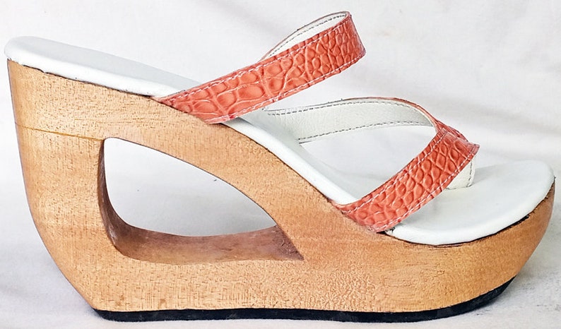BRUNA: Cut-out Wooden High Heel Sandal / Sculpted Platform Wedges ...