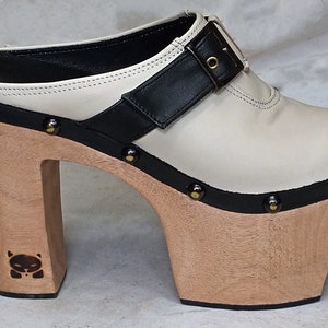 Z1972 : Vintage-inspired Shoes 1970s /retro Wooden Clog / Sabot Bois ...