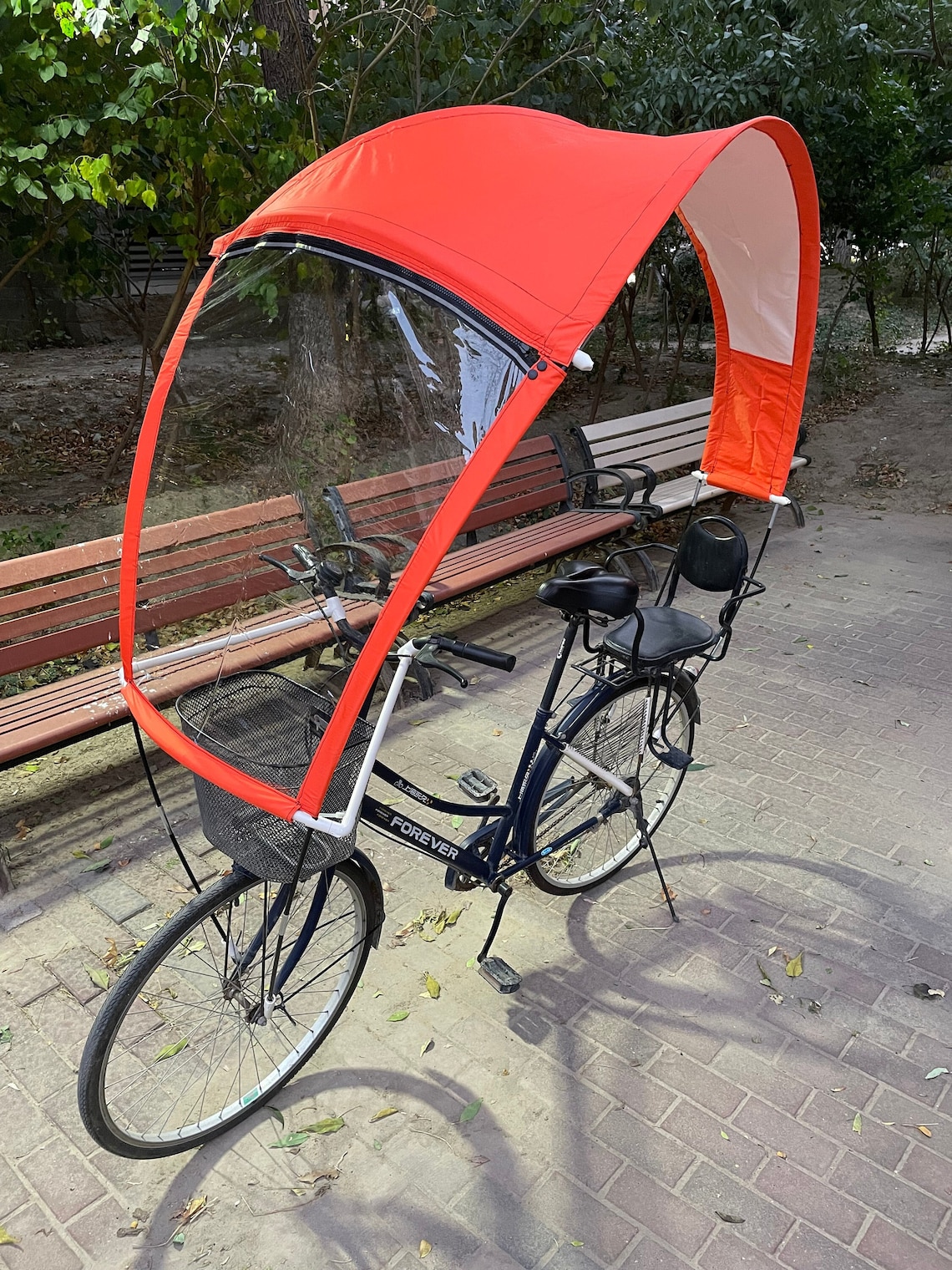 Cinderella's Carriage That Transforms a Bicycle Into a Pumpkin for ...