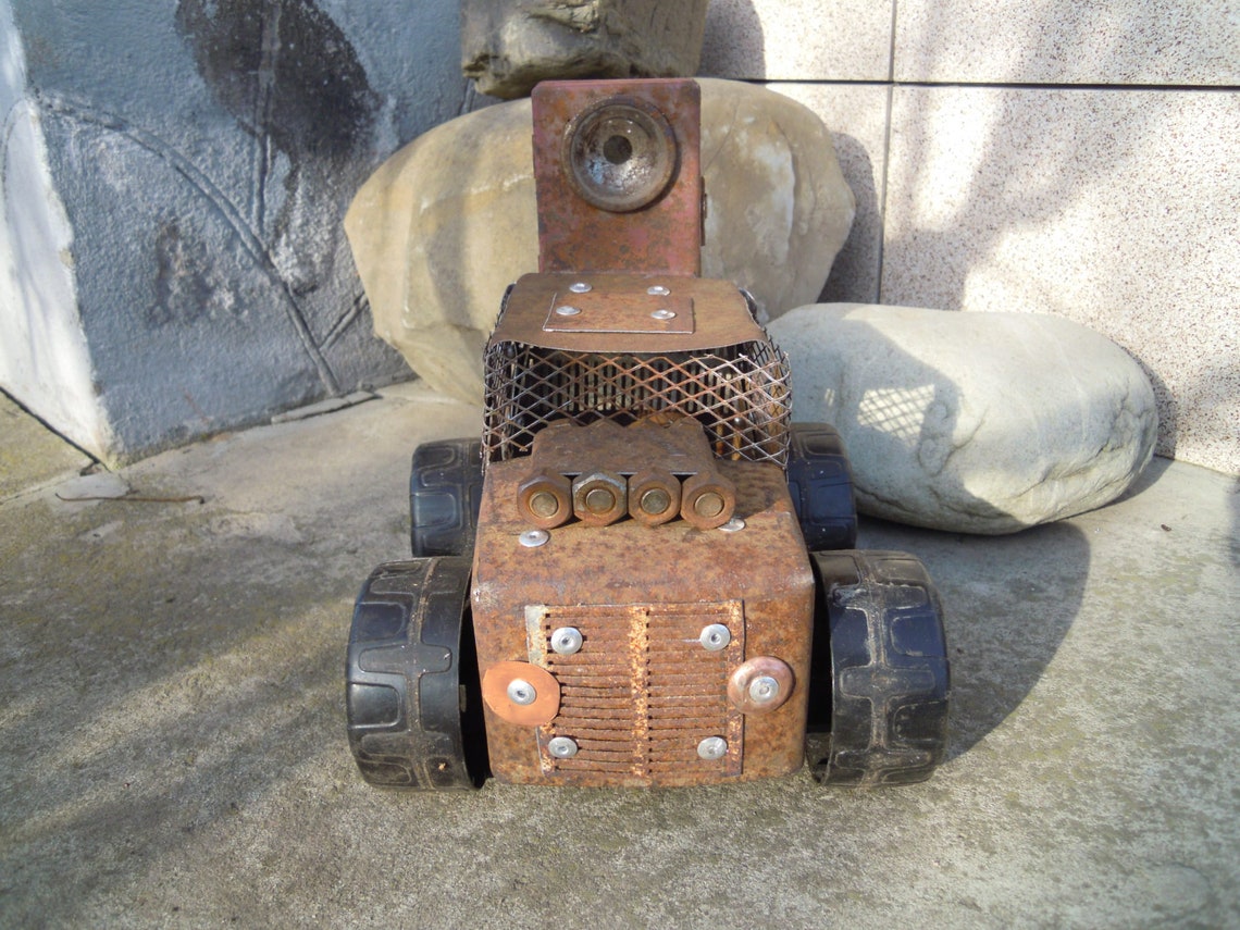 Car sculpture Post apocalyptic auto Spotlight car Rust auto | Etsy