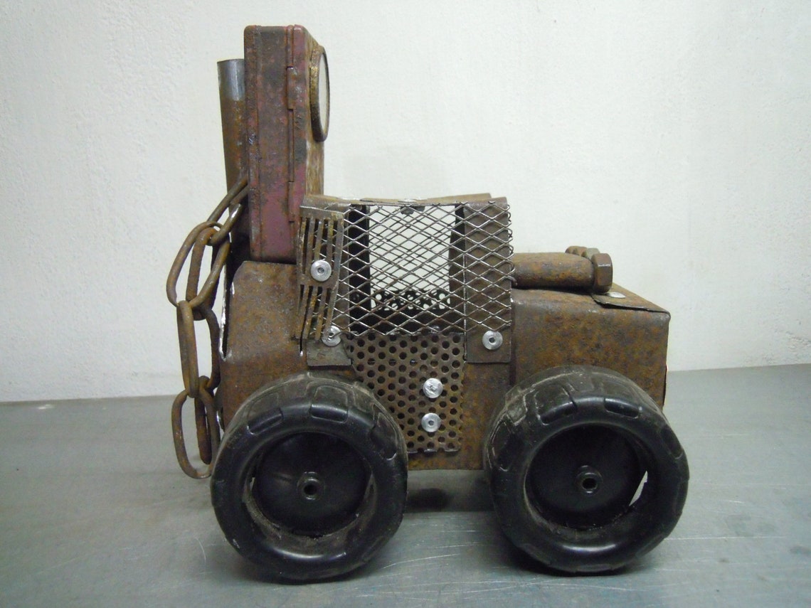Car sculpture Post apocalyptic auto Spotlight car Rust auto | Etsy