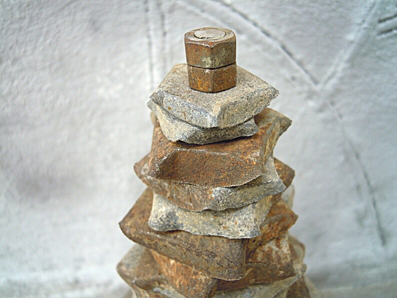 Small Christmas Metal Tree, Desktop Christmas Tree, Rusty Christmas ...