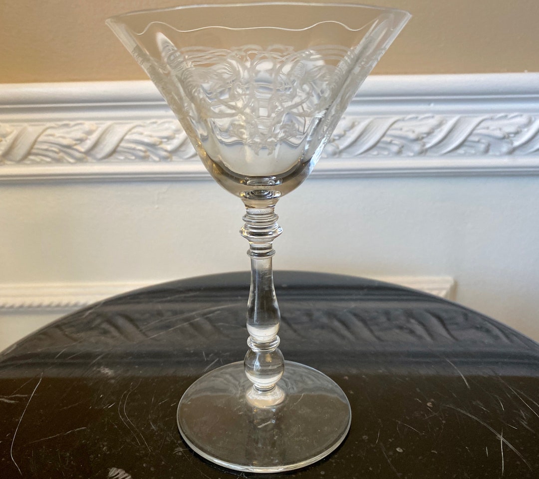 Vintage Etched Scroll Paneled Stemware 4 Ounce Champagne Glass - Etsy